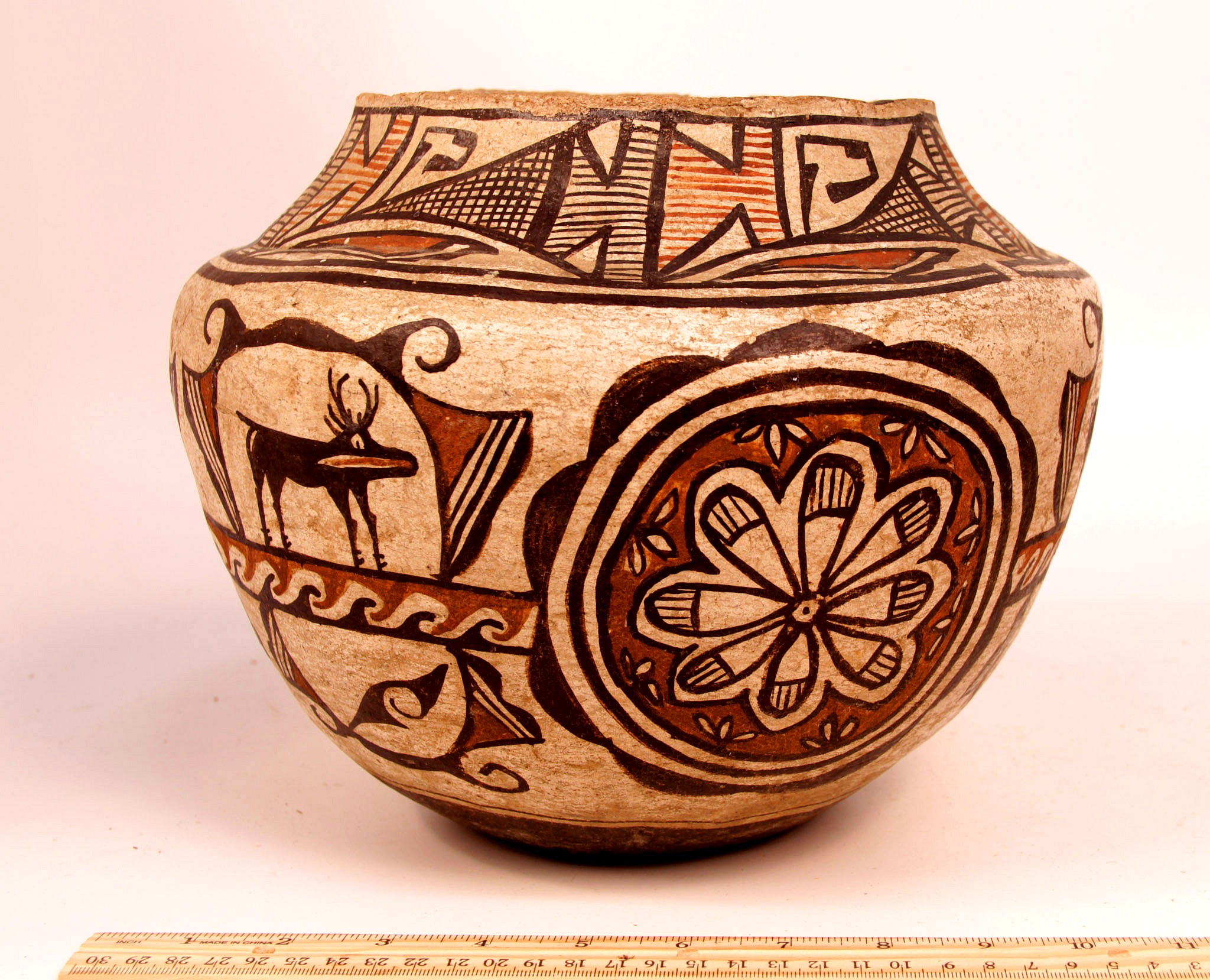 Zuni Pueblo Pottery Zuni Kolowisi Pottery By Peynetsa Family